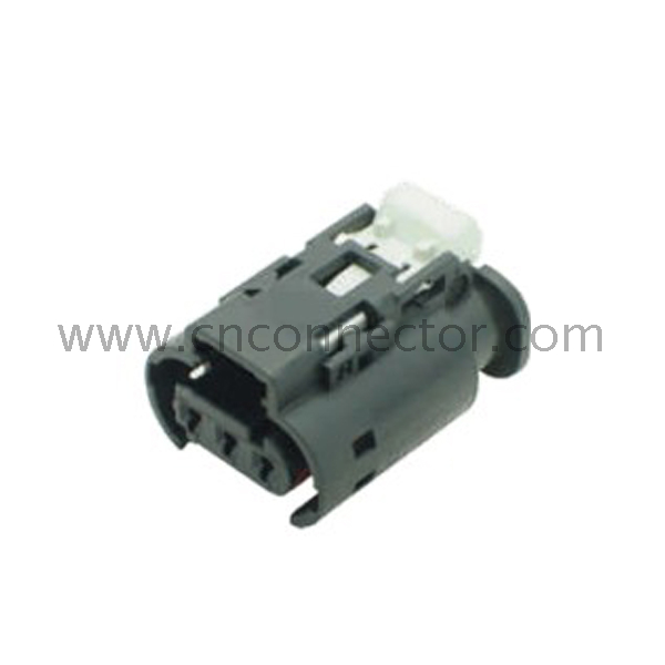 3 way female car connectors - YUEQING JINHAI AUTOPARTS CO., LTD